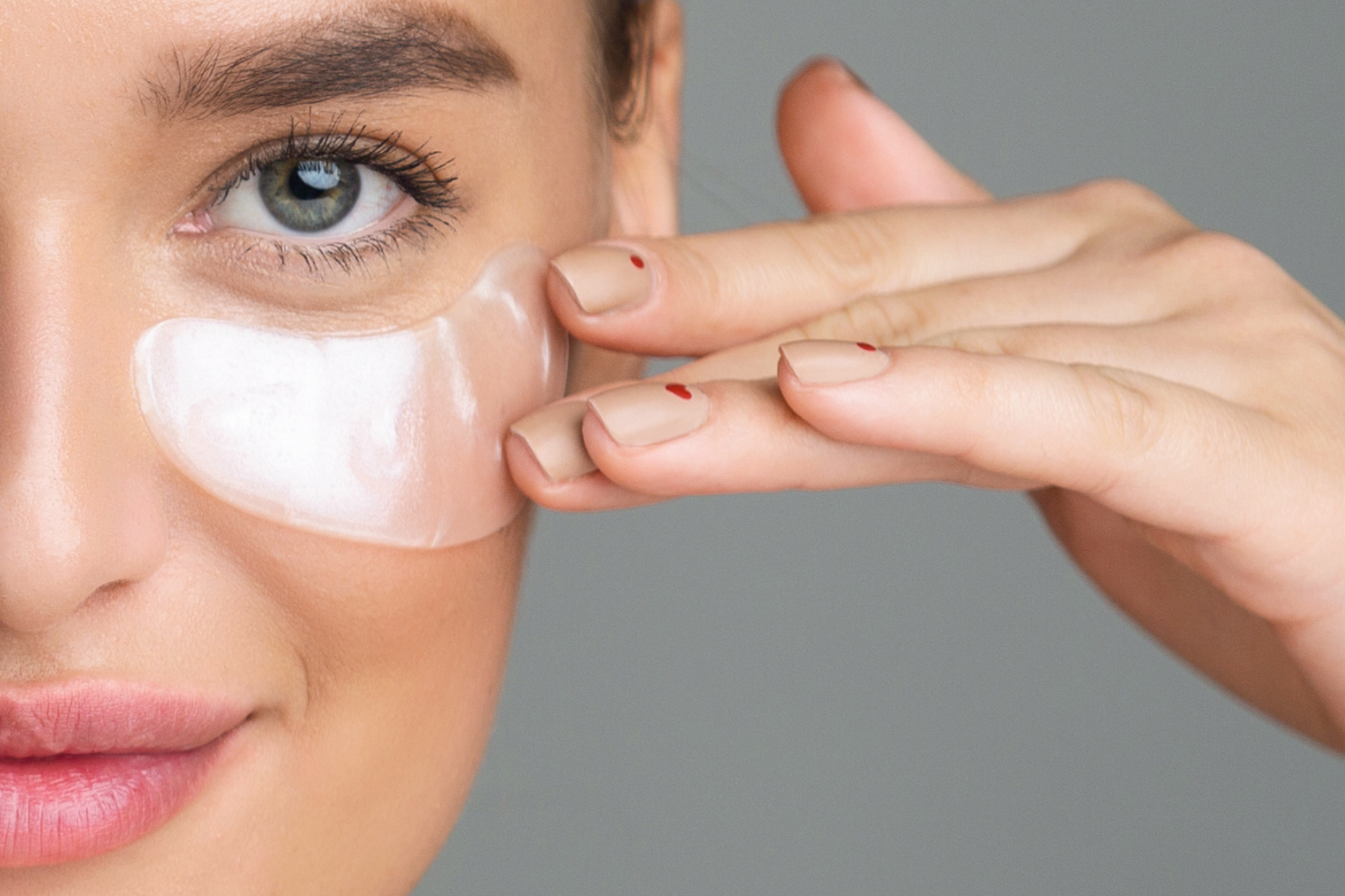 Eye Area Facial Treatment for wrinkles and crows feet